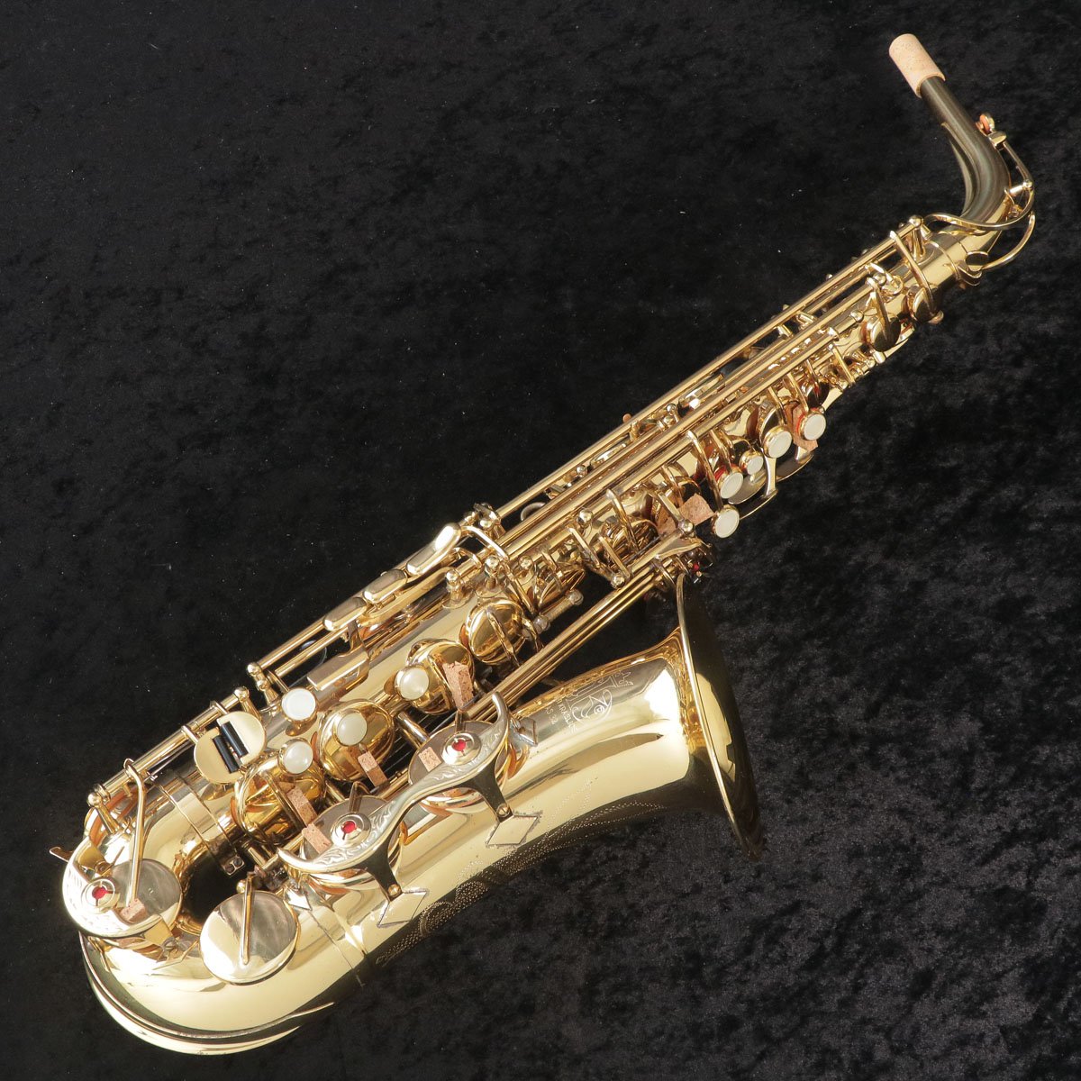 AMATI Amati / Alto AAS32 Alto Saxophone – Ishibashi Music Corporation.